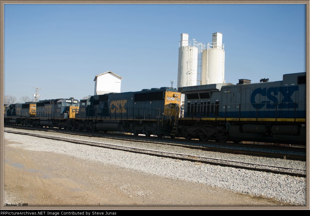 CSX 8625,8835 R647